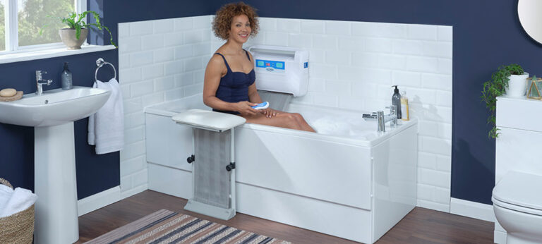 Advice | 3 Aids for Getting In and Out The Bath | Assistive Bathing