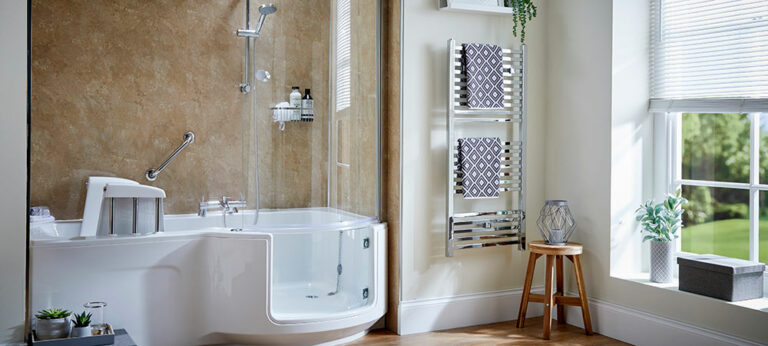 Advice | 4 Ways Walk-In Baths Benefit The Elderly | Assistive Bathing